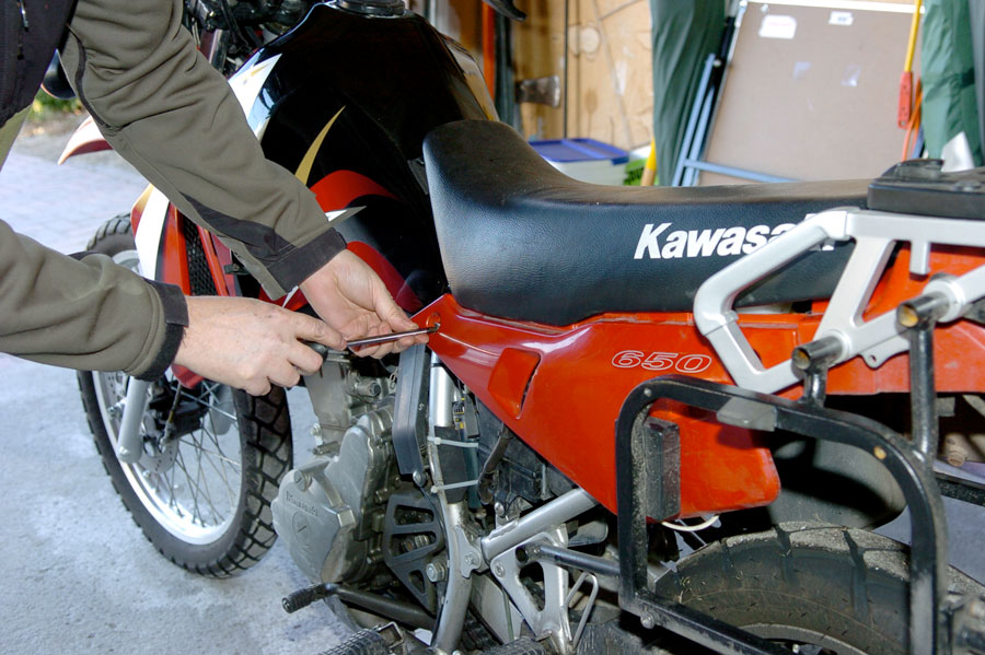Removing the Side Fairings on a 2004 KLR-650